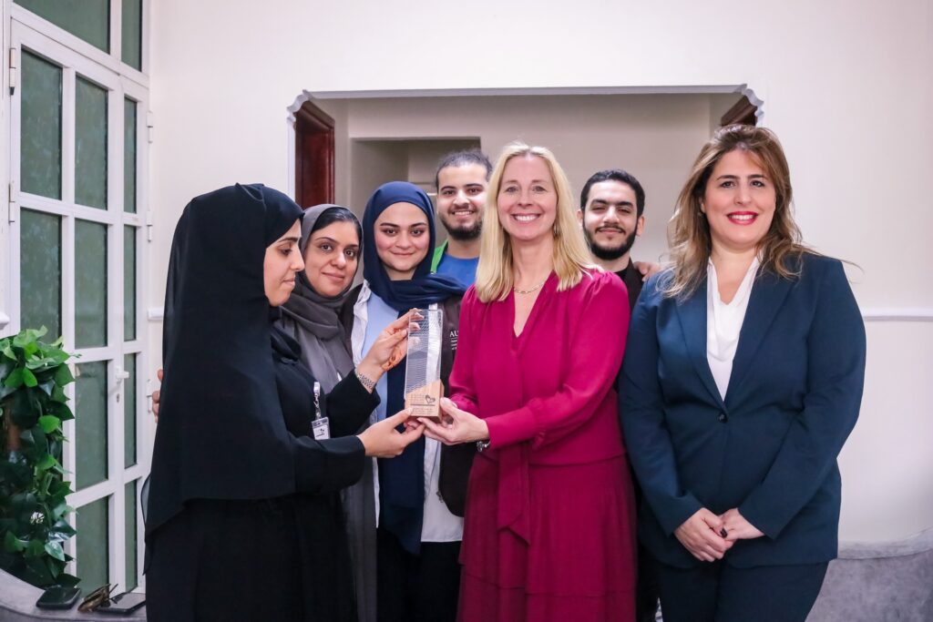 UAE: Seventy University Students In Sharjah Renovate A Family's Home ...